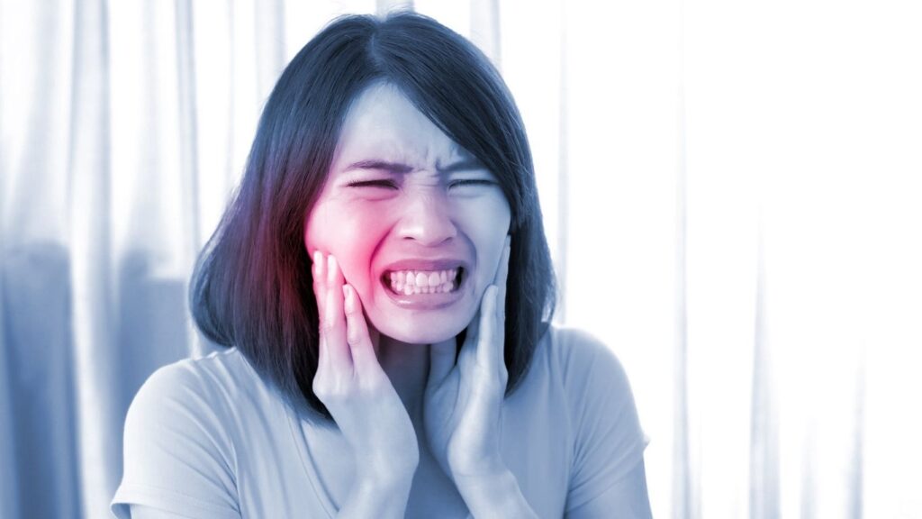 Best Supplements for Tooth Sensitivity Relief, with vitamins